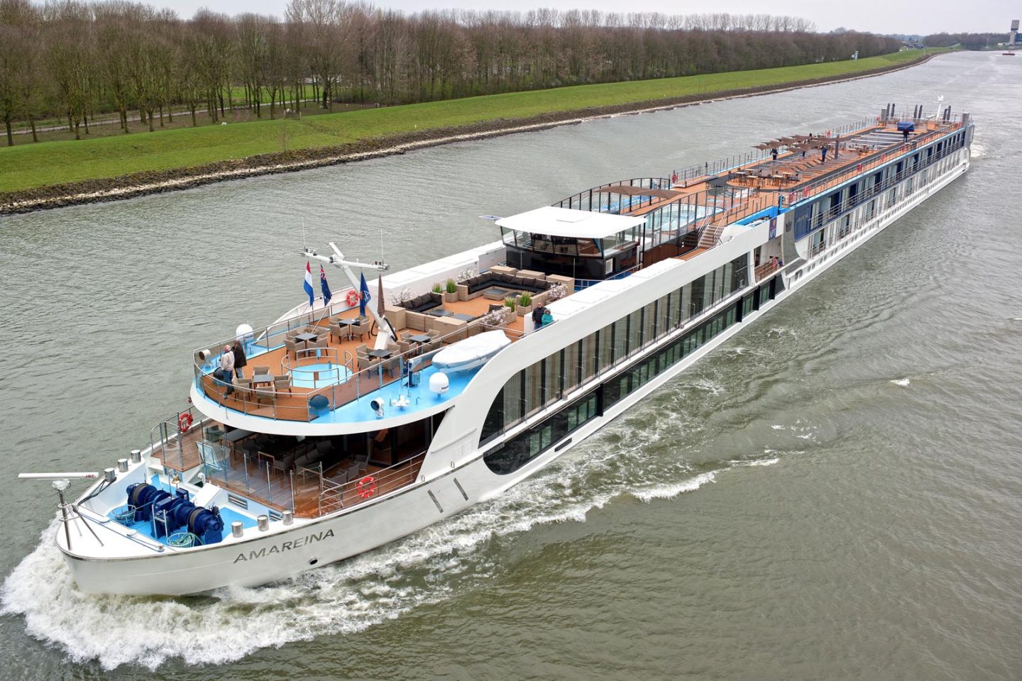 AmaReina river cruise - Reference case - Evac
